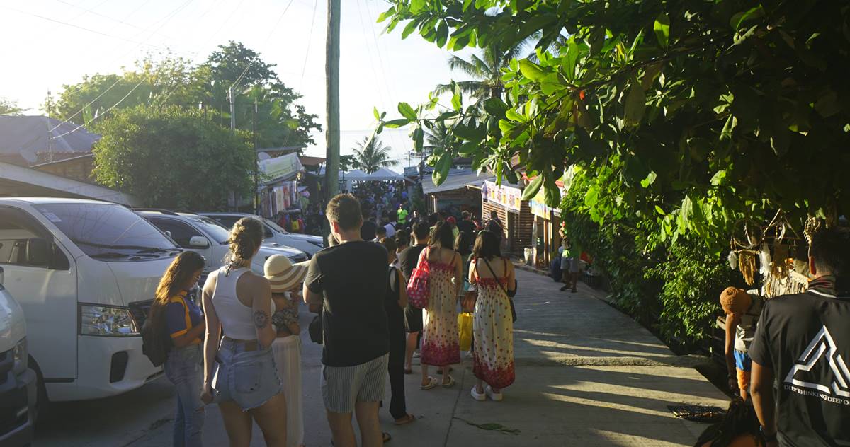 Cebu Oslob whale shark watching tour fast track included guide ...